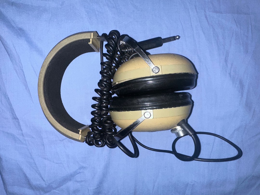 Professional KOSS VINTAGE Studio Headphones, Audio, Headphones ...