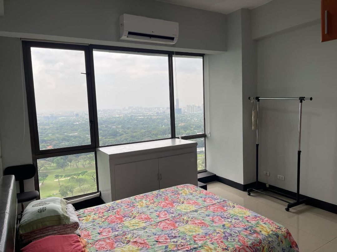 Rush Sale! 1BR Golf course view at The Bellagio Tower 3, Bonifacio ...