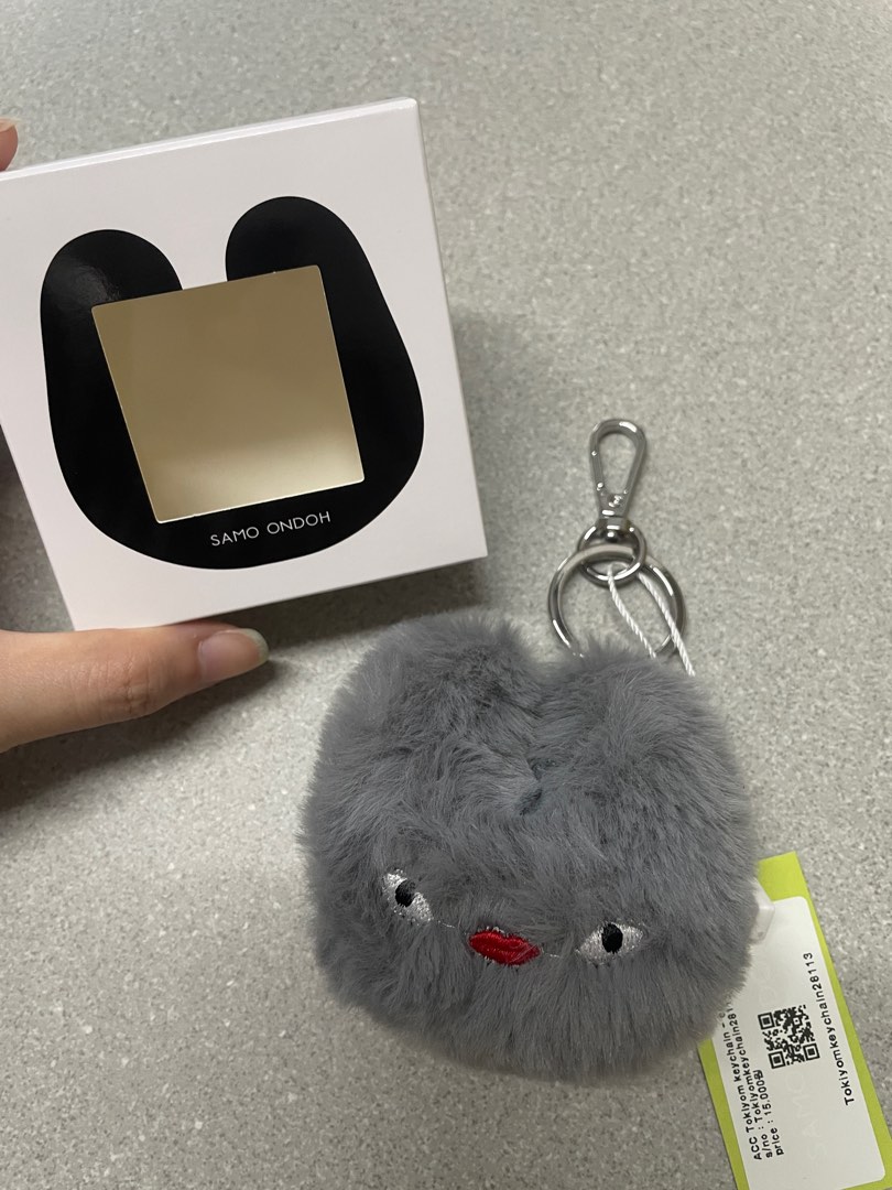 Samo ondoh Tokiyom keychain, Women's Fashion, Watches & Accessories ...
