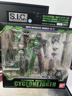 Rider Mask Display Kamen Rider Shadowmoon, Hobbies & Toys, Toys & Games ...