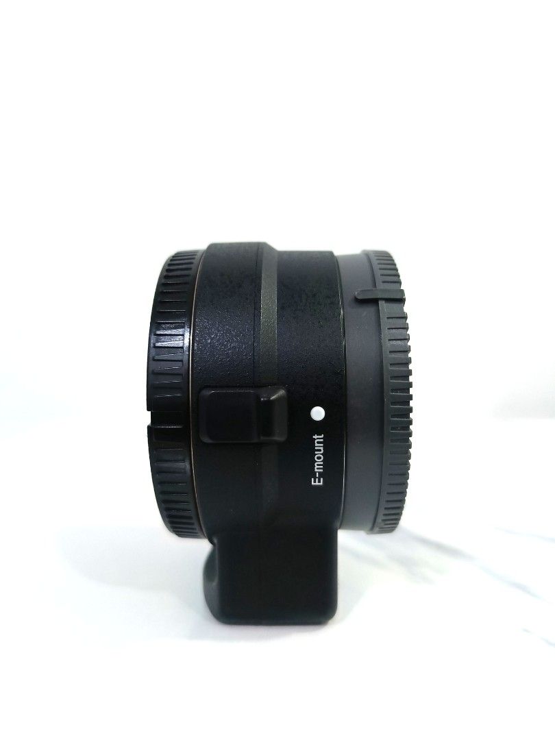 Sony LA-EA3 Lens converter, Photography, Lens & Kits on Carousell