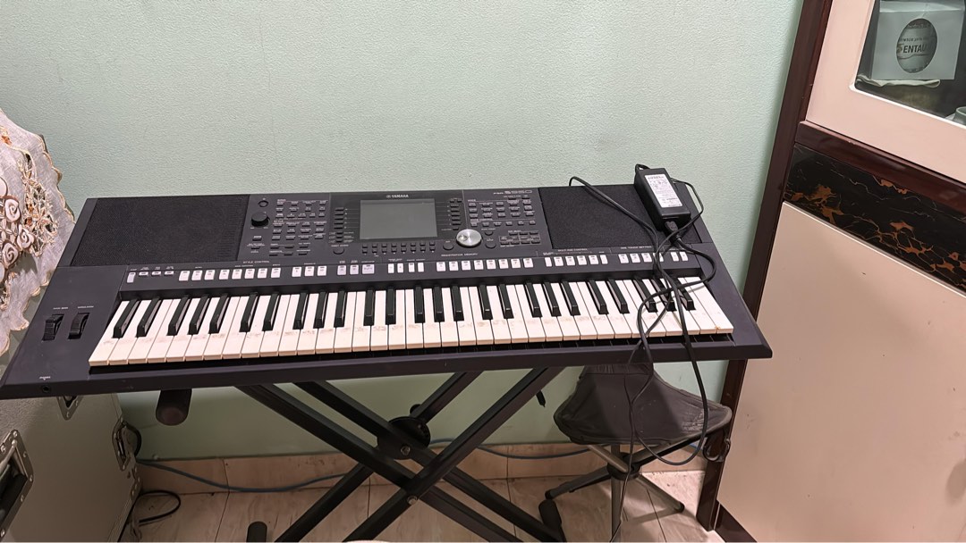 Sound system & keyboard, Musik & Media, Alat di Carousell