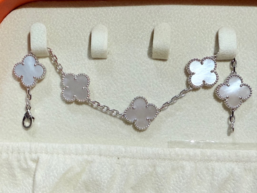 VCA HK SETTING, Luxury, Accessories on Carousell