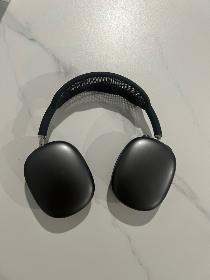 AirPods Max Gen 1, Audio, Headphones & Headsets on Carousell