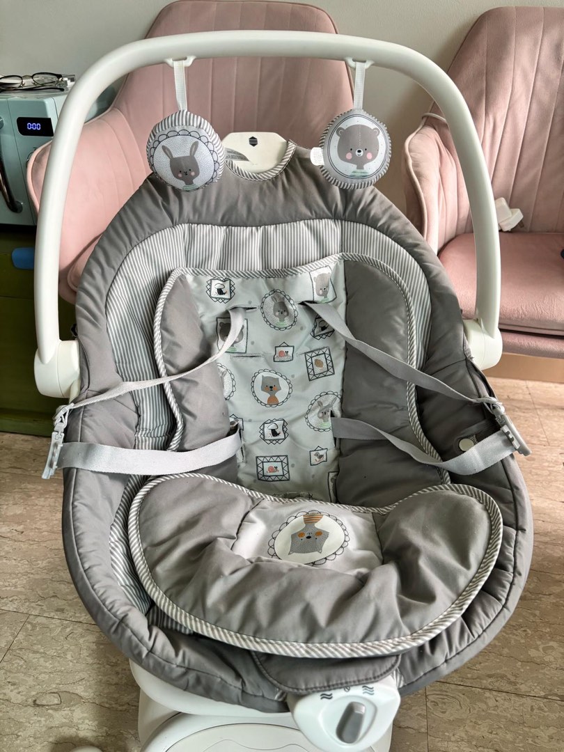 Baby Rocker, Babies & Kids, Infant Playtime on Carousell