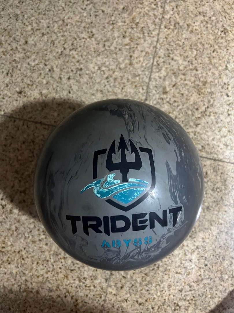 Bowling ball trident, Sports Equipment, Sports & Games, Billiards ...