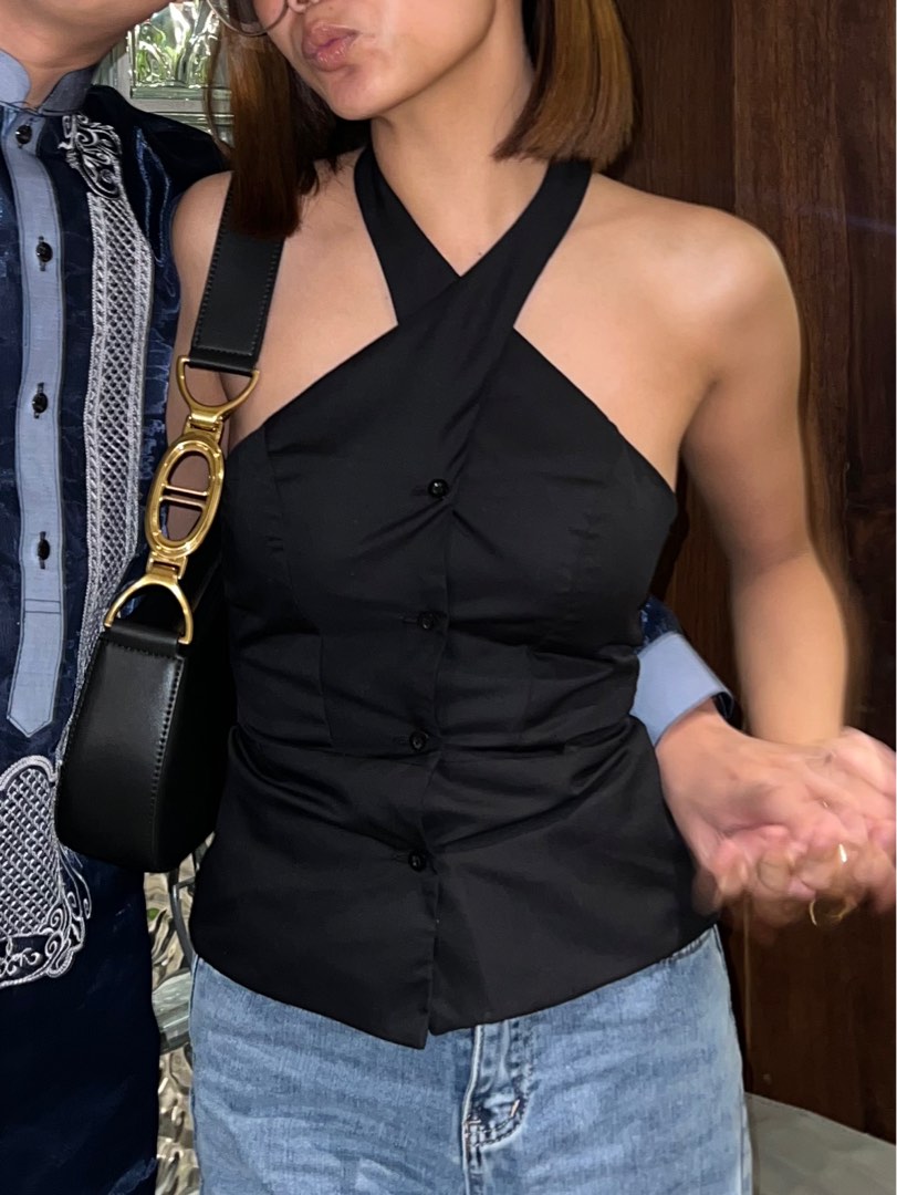 bsco blair cross halter top, Women's Fashion, Tops, Sleeveless on Carousell