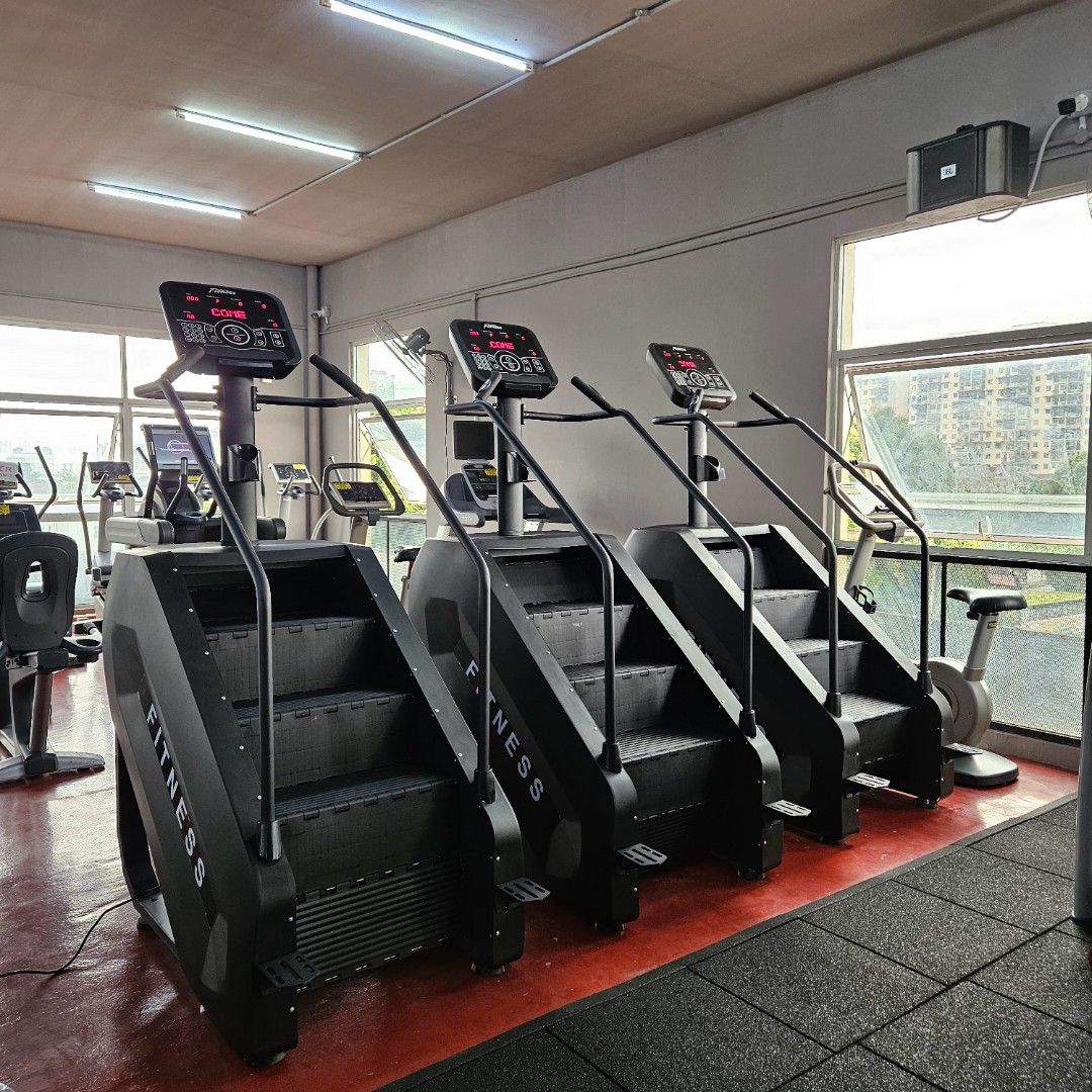 Commercial Gym Stair Master, Sports Equipment, Exercise & Fitness ...