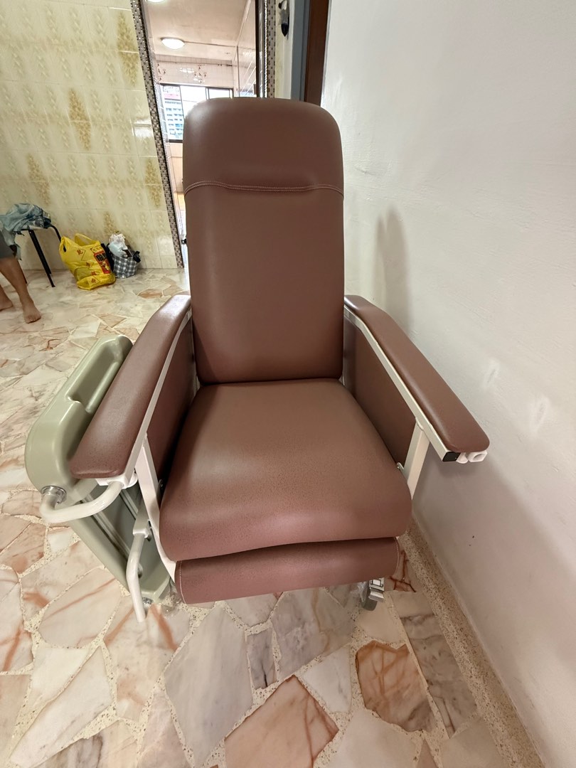 Geriatric Chair, Furniture & Home Living, Furniture, Chairs on Carousell
