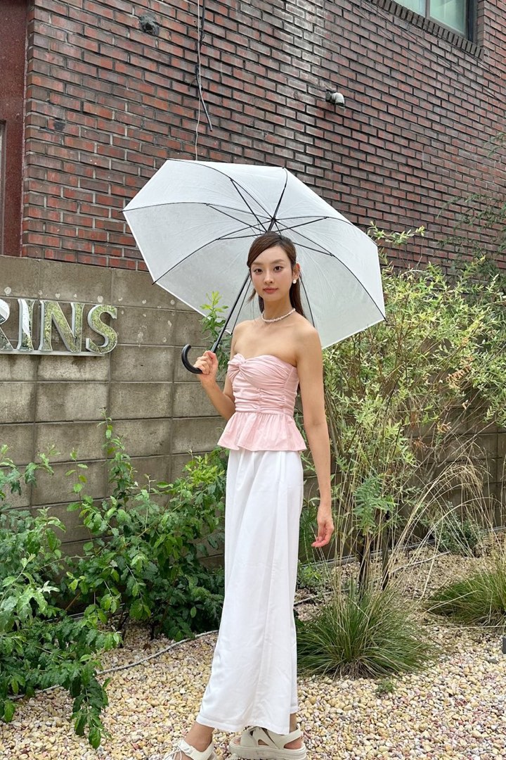 Kristy Twisted Ruched Tube Top in Pink, Women's Fashion, Tops, Blouses ...