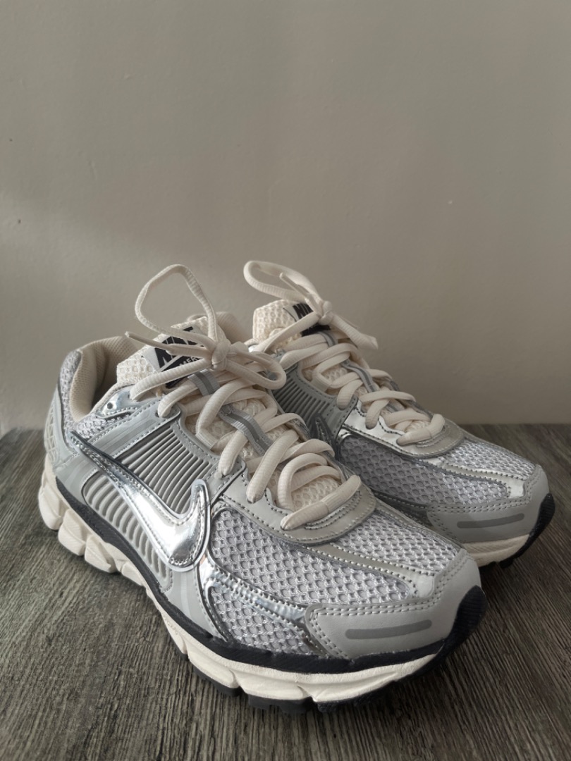 Nike Zoom Vomero 5 US M8/W9.5 w Box, Women's Fashion, Footwear ...