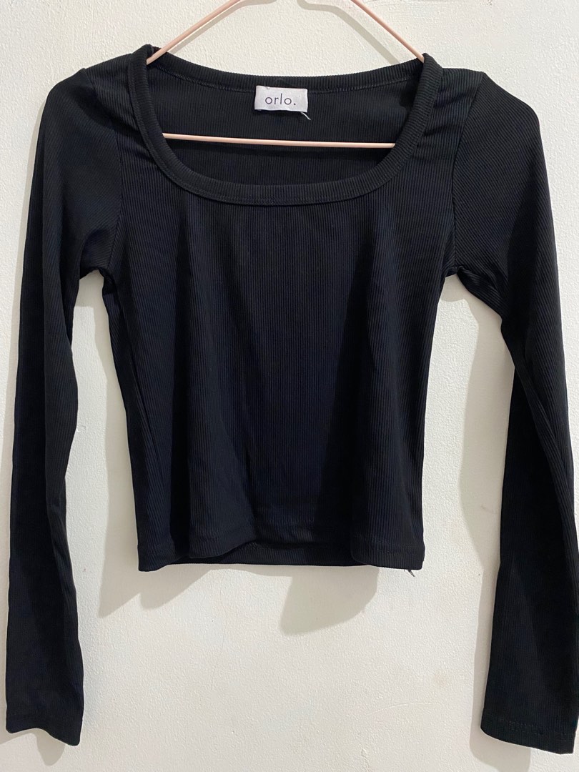Orlo Top, Fesyen Wanita, Pakaian Wanita, Atasan di Carousell
