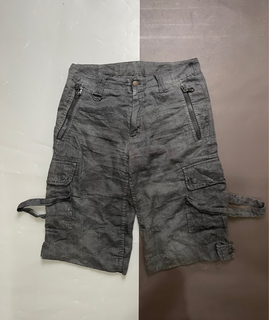 RARE ROAR GUNS SIX SIX POCKET SHORT, Men's Fashion, Bottoms, Shorts on ...