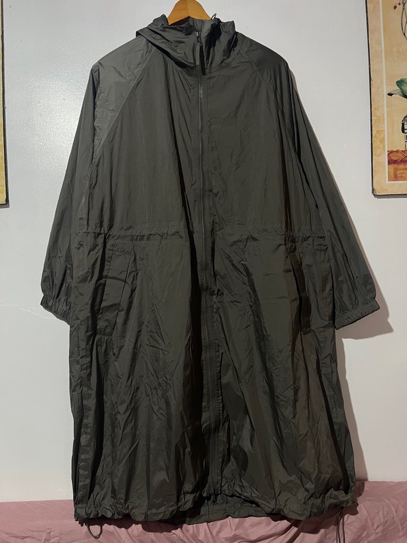Uniqlo long coat blockteck S, Women's Fashion, Coats, Jackets and ...