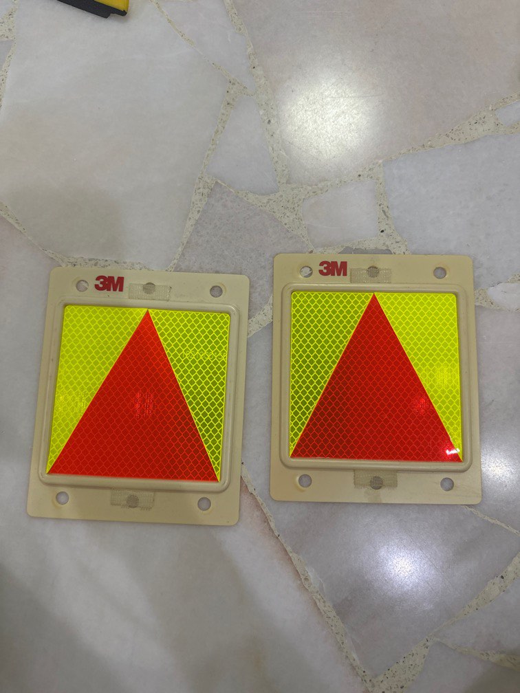 3m Probation Plate 3M (2 pcg set) on Carousell