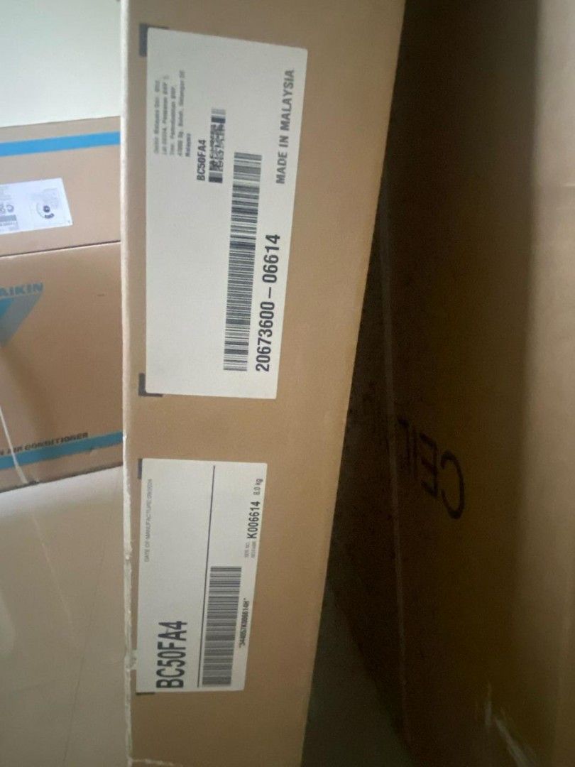 AC Cassette Daikin 5pk non inverter BARU!, Elektronik, Lainnya di Carousell