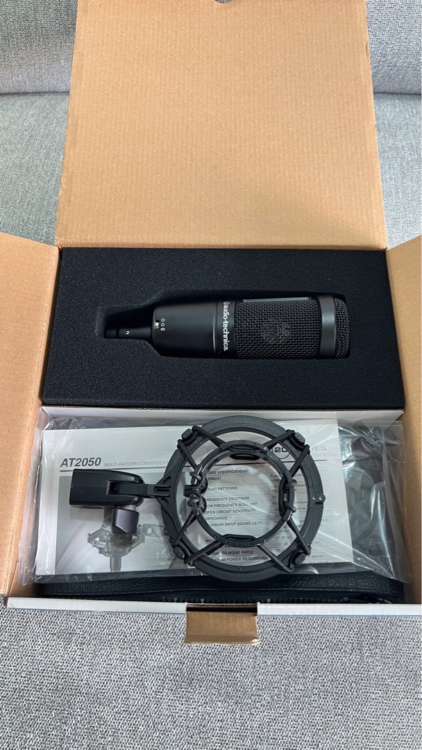 Audio Technica AT2050 Multi-Pattern Condenser Microphone, Hobbies ...