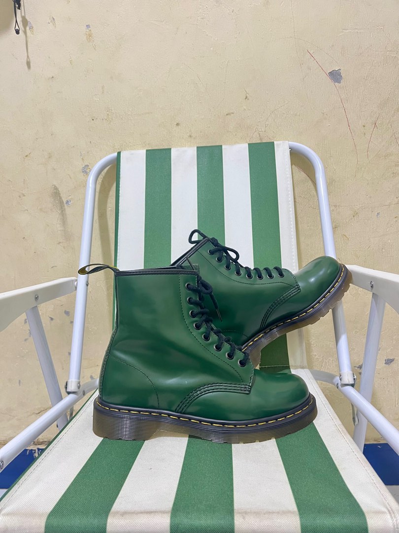 Dr martens 1460 green smooth, Fesyen Pria, Sepatu , Sepatu Boot di ...