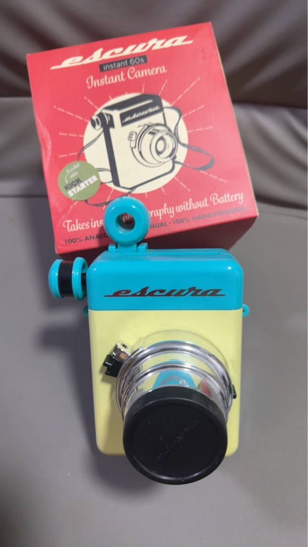 Escura Instant 60s Camera - Retro Design, Photography, Cameras on Carousell