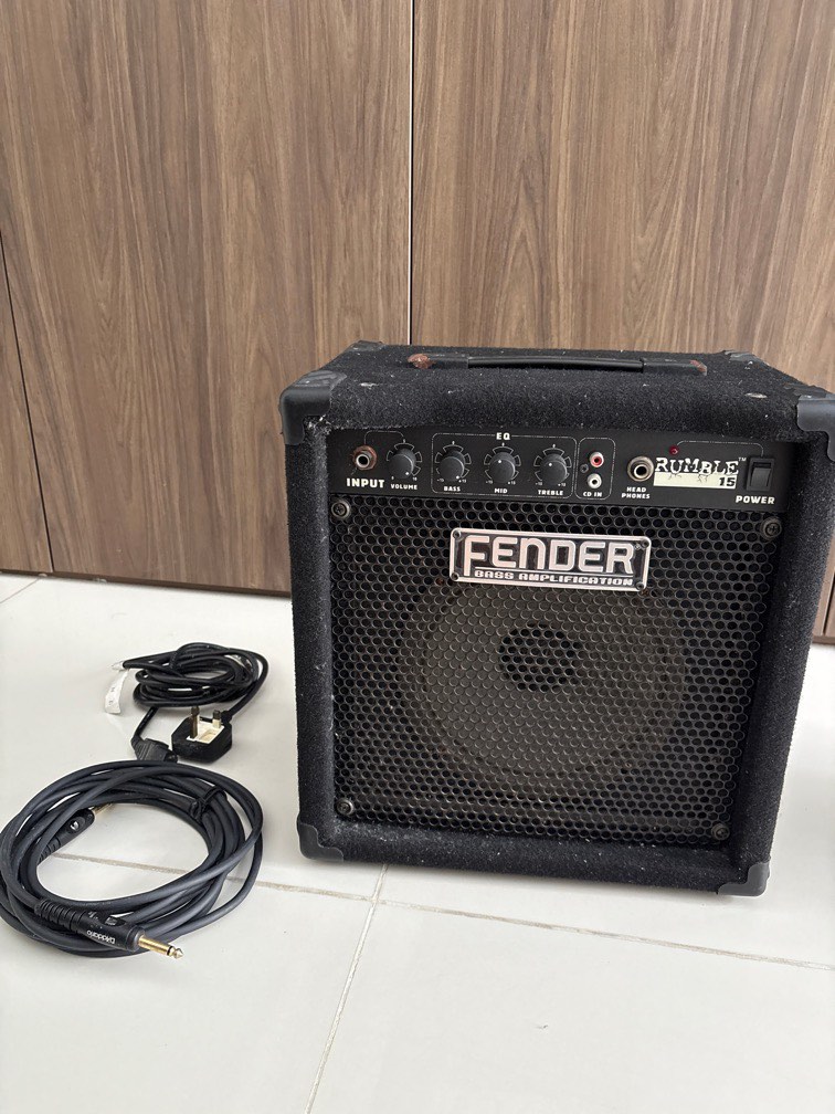 FENDER Rumble 15 V2 Bass Amplifier, Hobbies & Toys, Music & Media ...