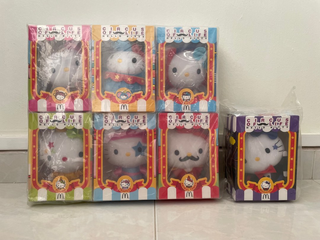 Hello Kitty Circus of Life 7 + 2 FREE, Hobbies & Toys, Toys & Games on ...