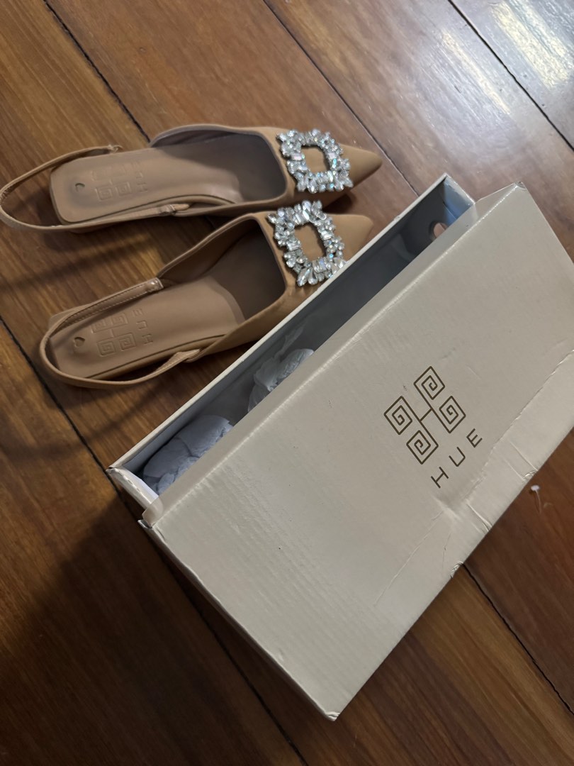 Hue Manila Slingback Flats, Women's Fashion, Footwear, Flats & Sandals ...