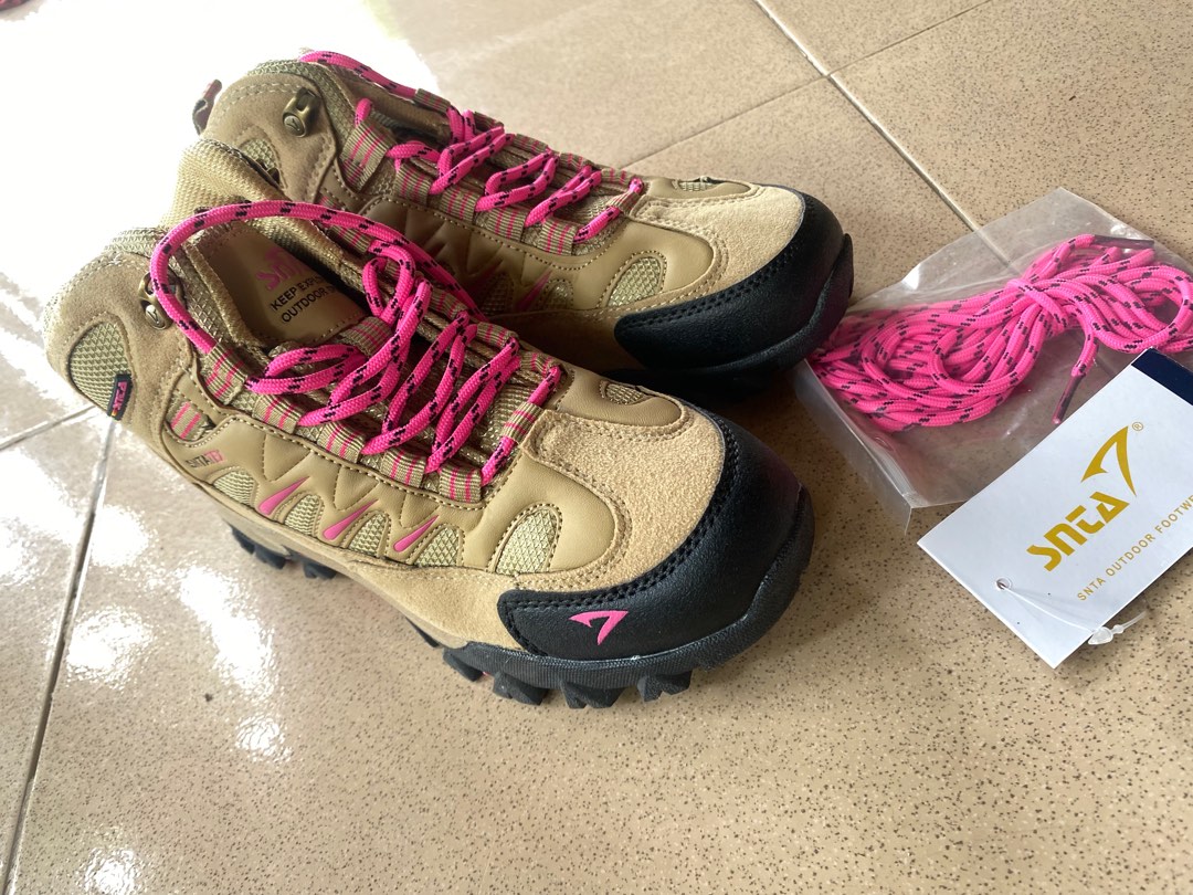 NEW!!! Sepatu Gunung SNTA, Fesyen Wanita, Sepatu di Carousell