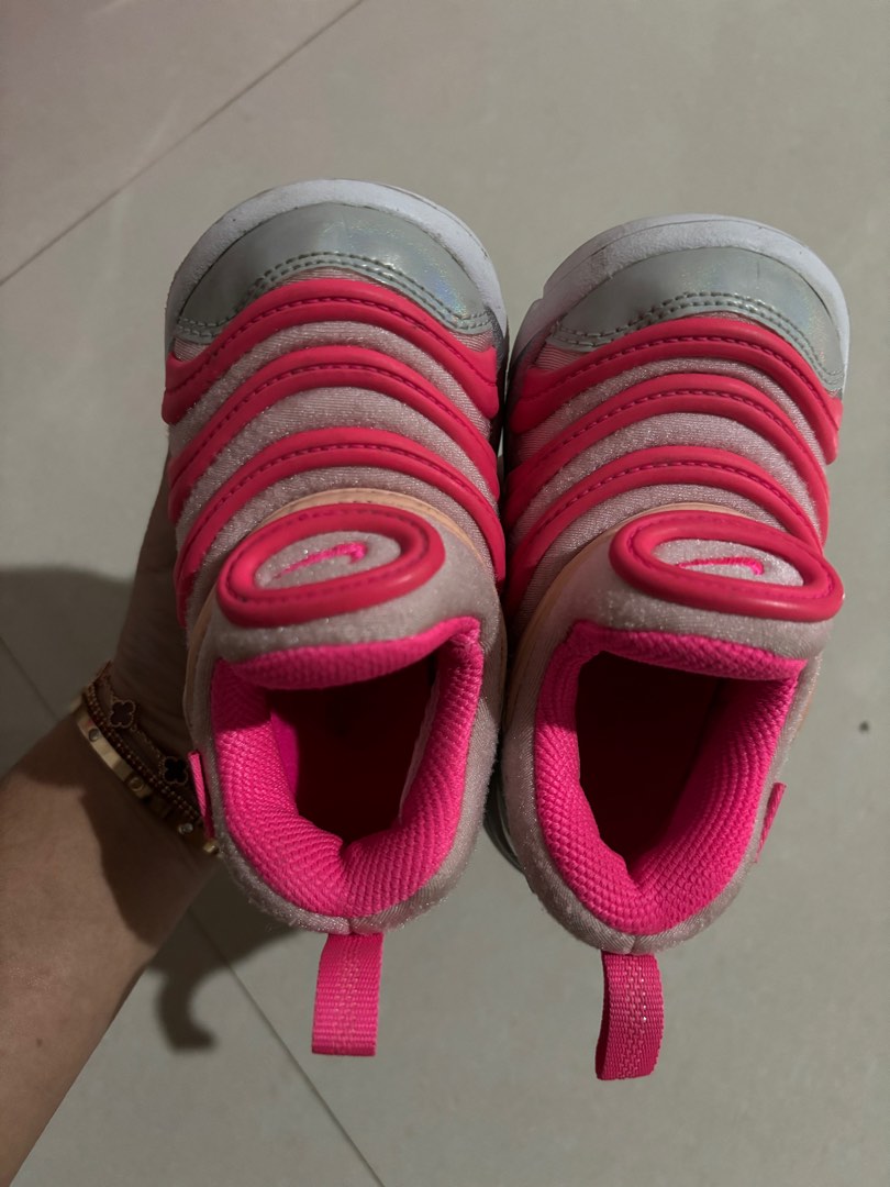Nike dynamo kid insol 12 cm sz 22, Bayi & Anak, Lainnya di Carousell
