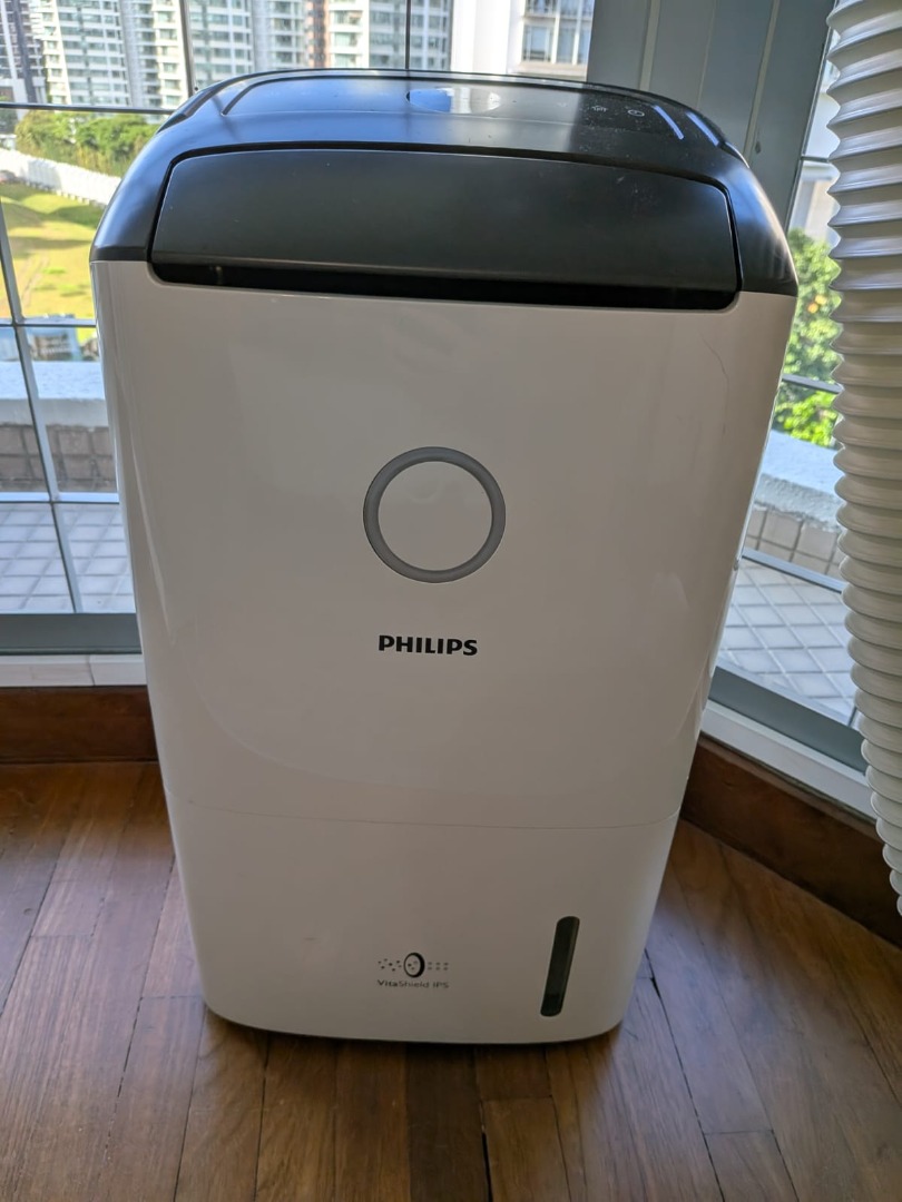 Philips 5000 DE5205/30 2-in 1 Air dehumidifier (2 units available), TV ...