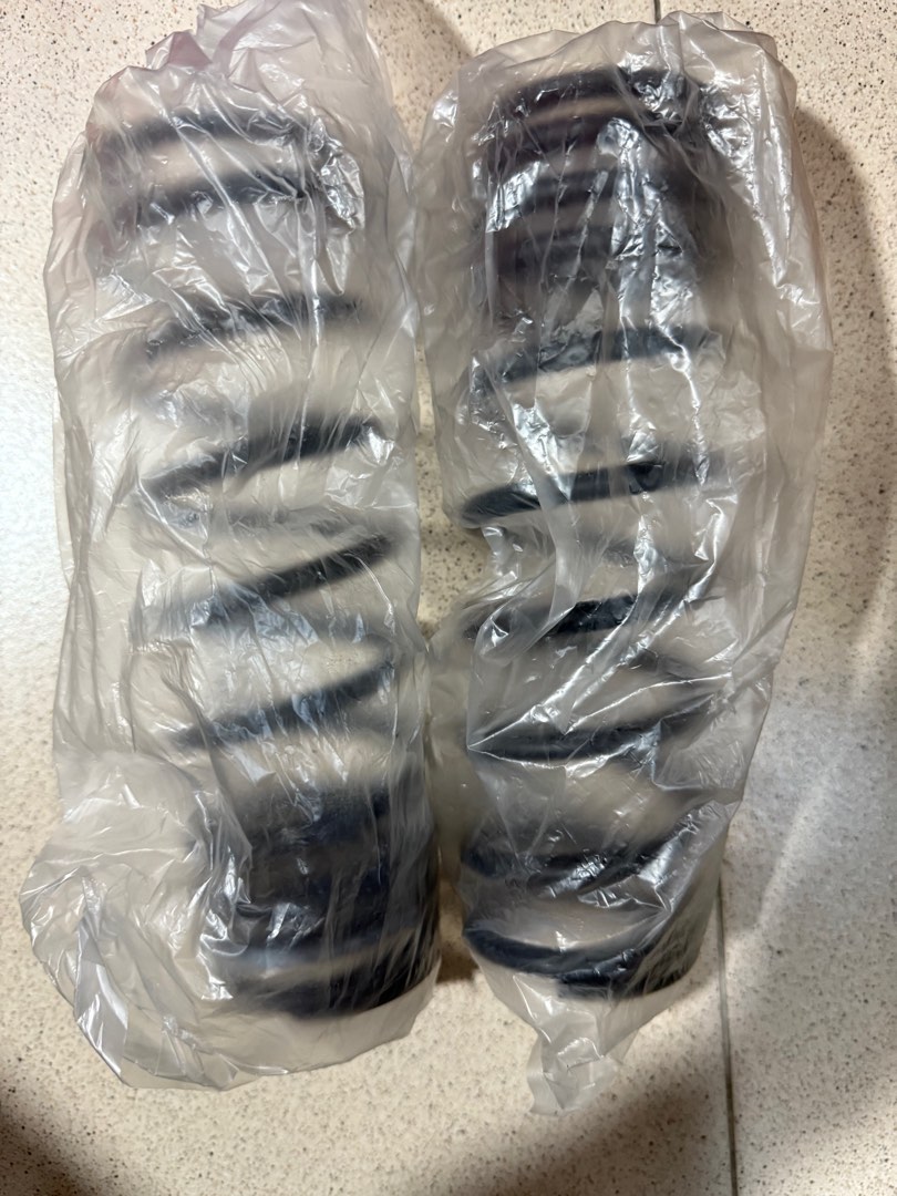 PROFENDER LOWERED SPRINGS XMAX 330MM, Motorcycles, Motorcycle ...