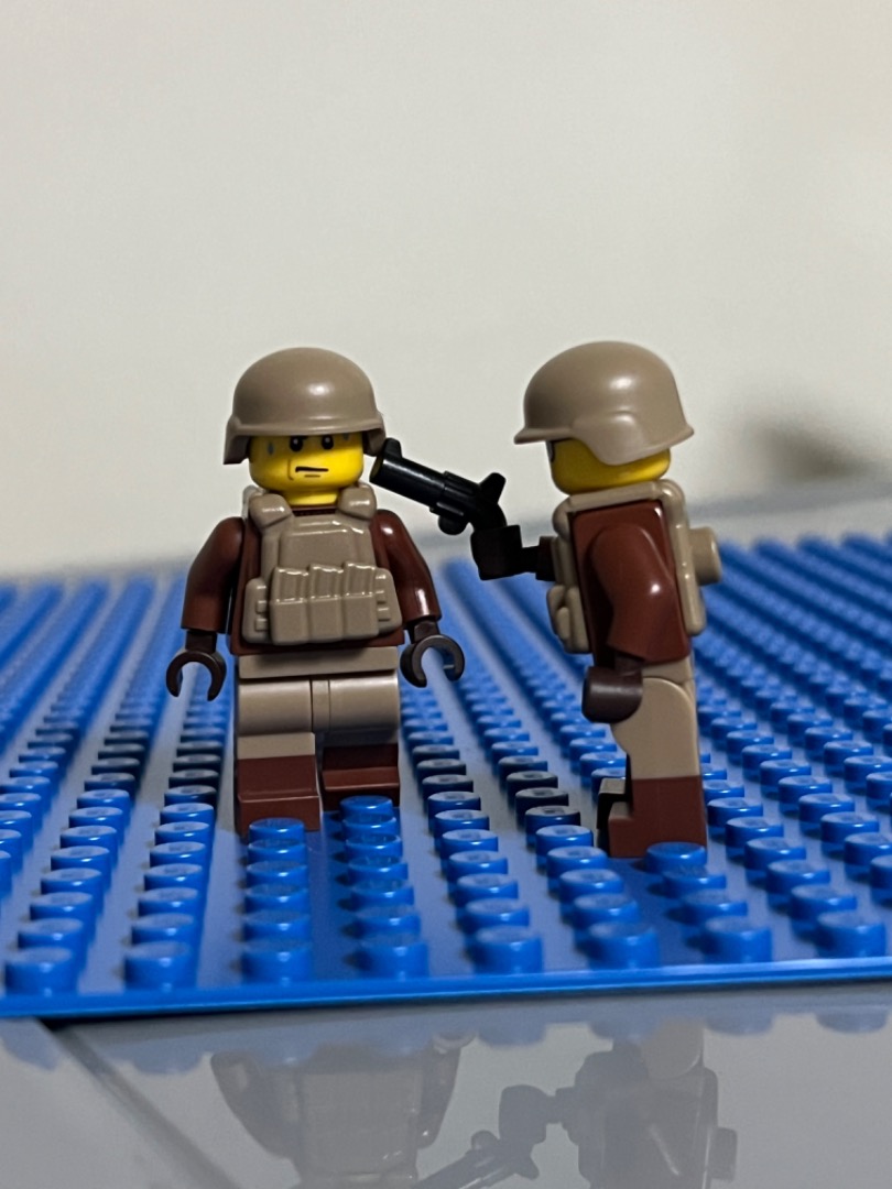 Simple Woodland army Minifig Soldiers Brickmania Brickarms Military ...