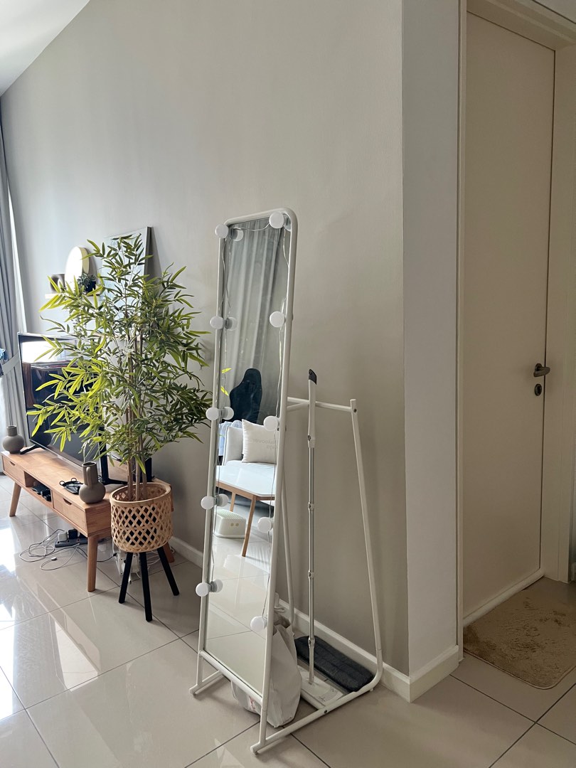 IKEA KNAPPER Standing Mirror (White), Furniture & Home Living, Home ...