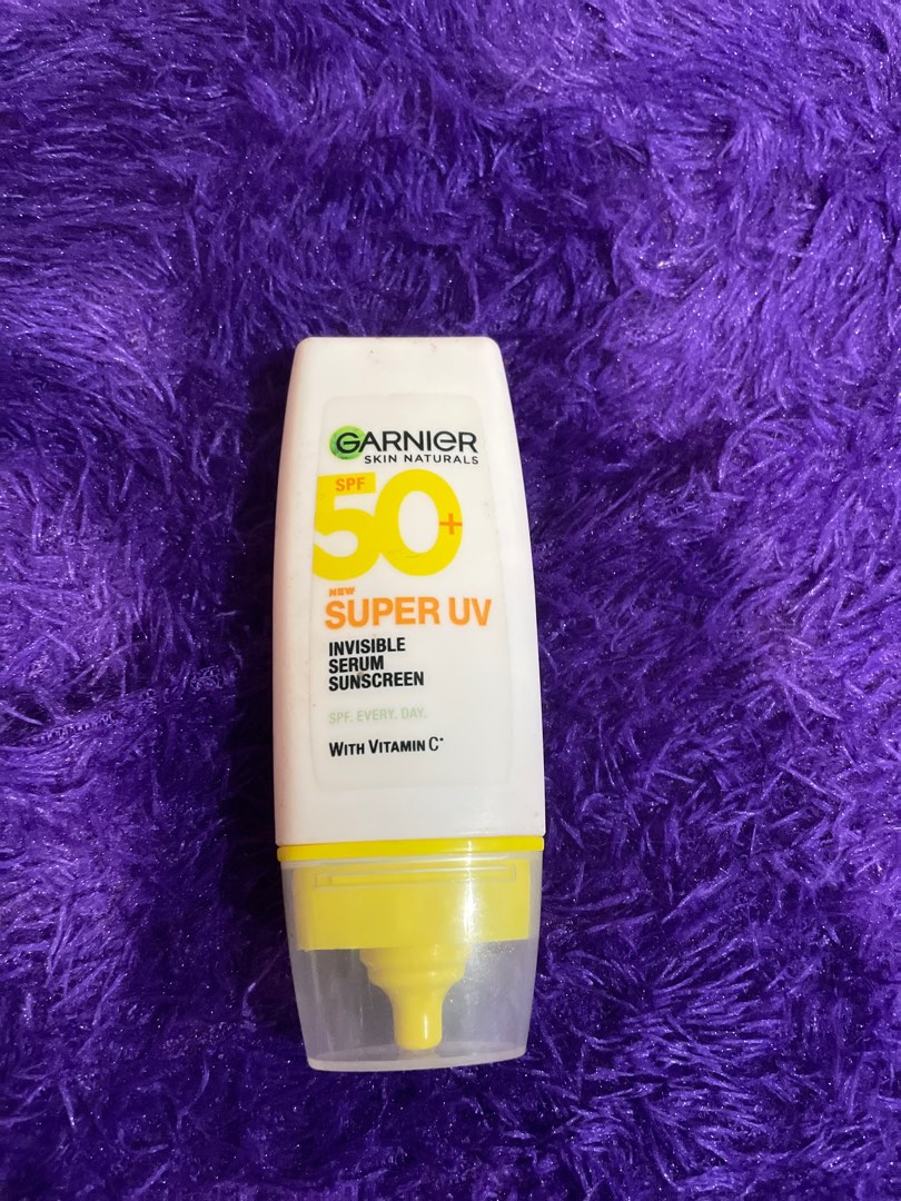 Sunscreen garnier spf 50+ with vitamin c, Kesehatan & Kecantikan, Kulit ...