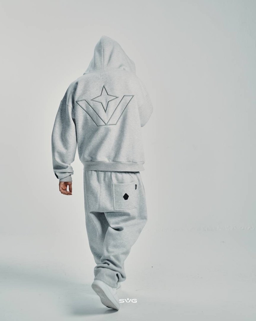 Svg Halzipper Set, Men's Fashion, Activewear on Carousell