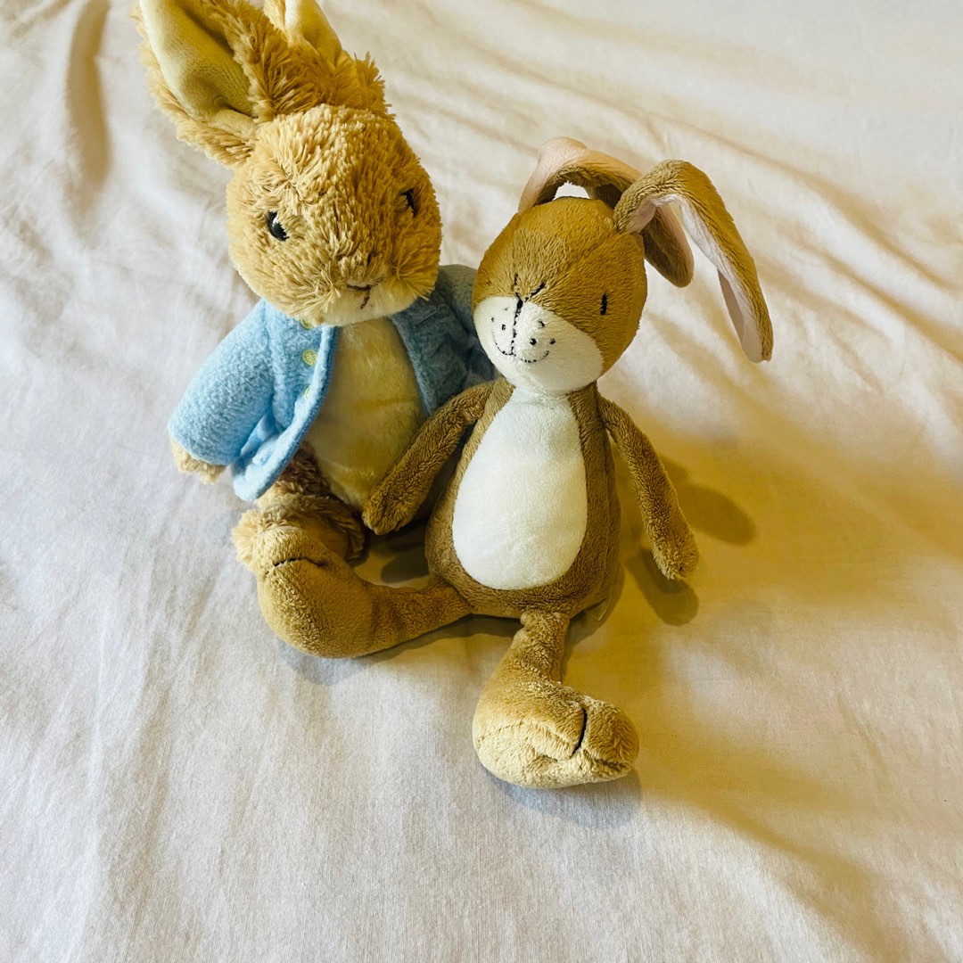 Take Both! Rare Beatrix Potter Peter Rabbit and Guess How Much I Love ...