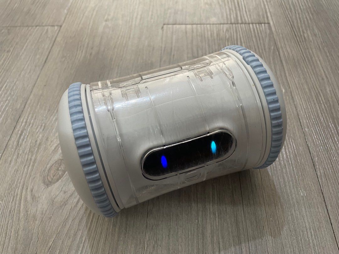 Varram Pet Fitness Robot Interactive Treat food Dispenser & Companion for Dogs & Cats, Automated ...