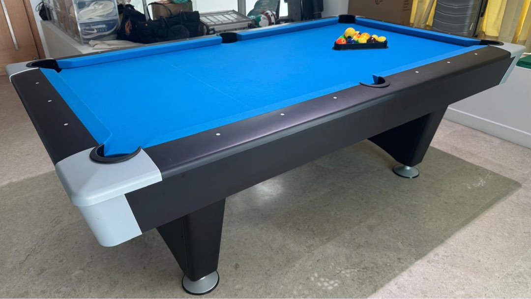 Brunswick 7 - foot pool table on Carousell