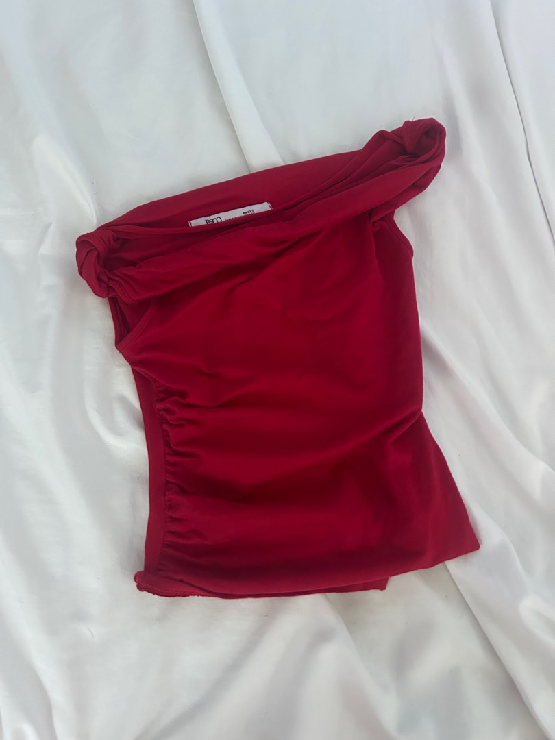 bsco red top, Women's Fashion, Tops, Blouses on Carousell
