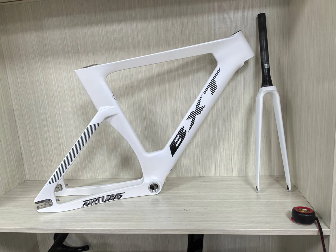 BXT Matte white frameset, Sports Equipment, Bicycles & Parts, Bicycles ...