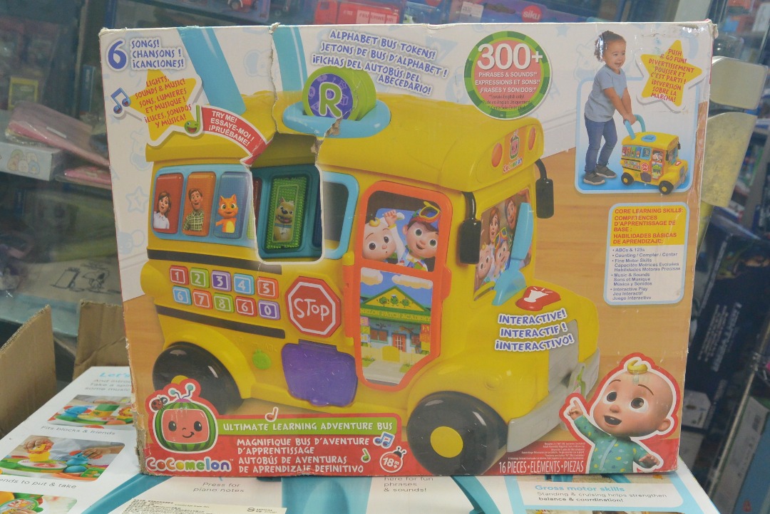 Cocomelon Ultimate Learning Adventure Bus, 兒童＆孕婦用品, 嬰兒玩具 - Carousell