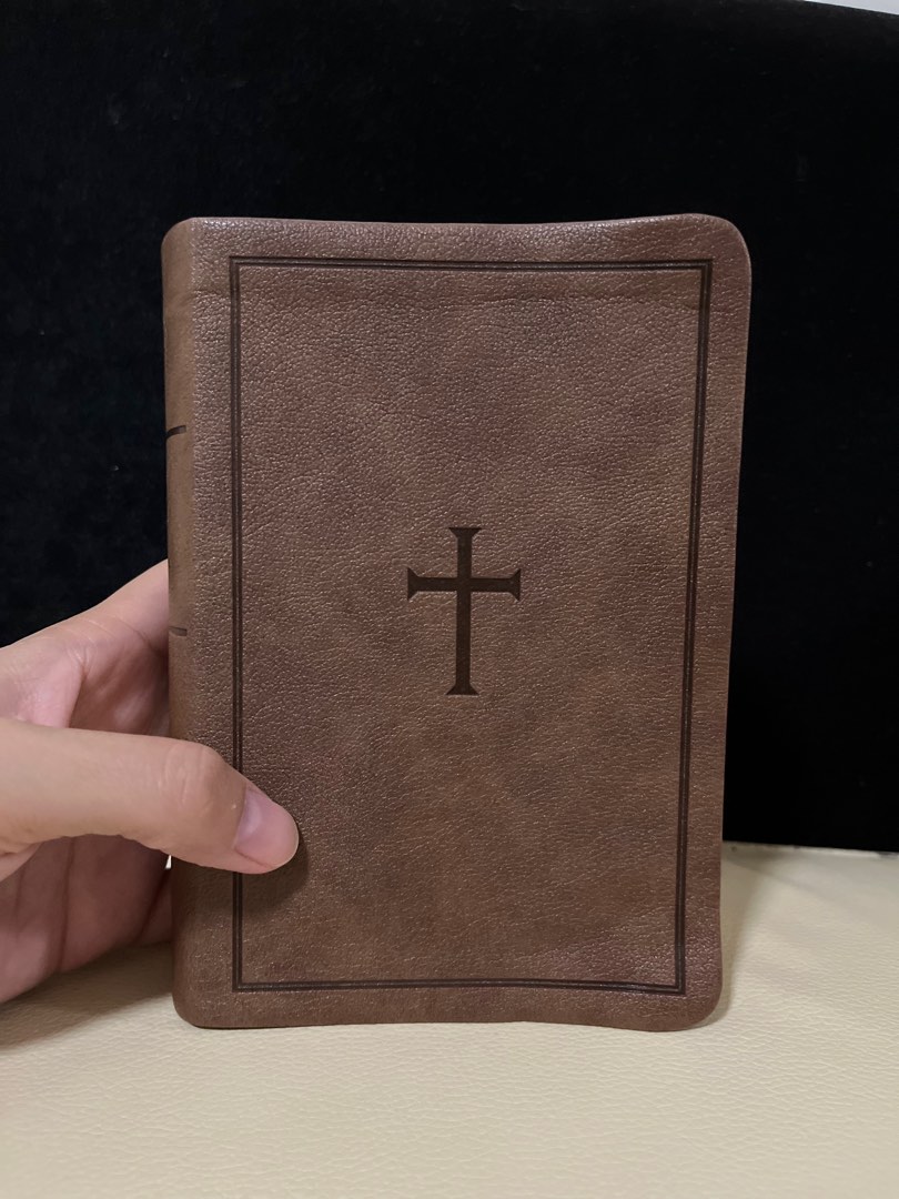 CSB COMPACT BIBLE (large print), Hobbies & Toys, Books & Magazines ...