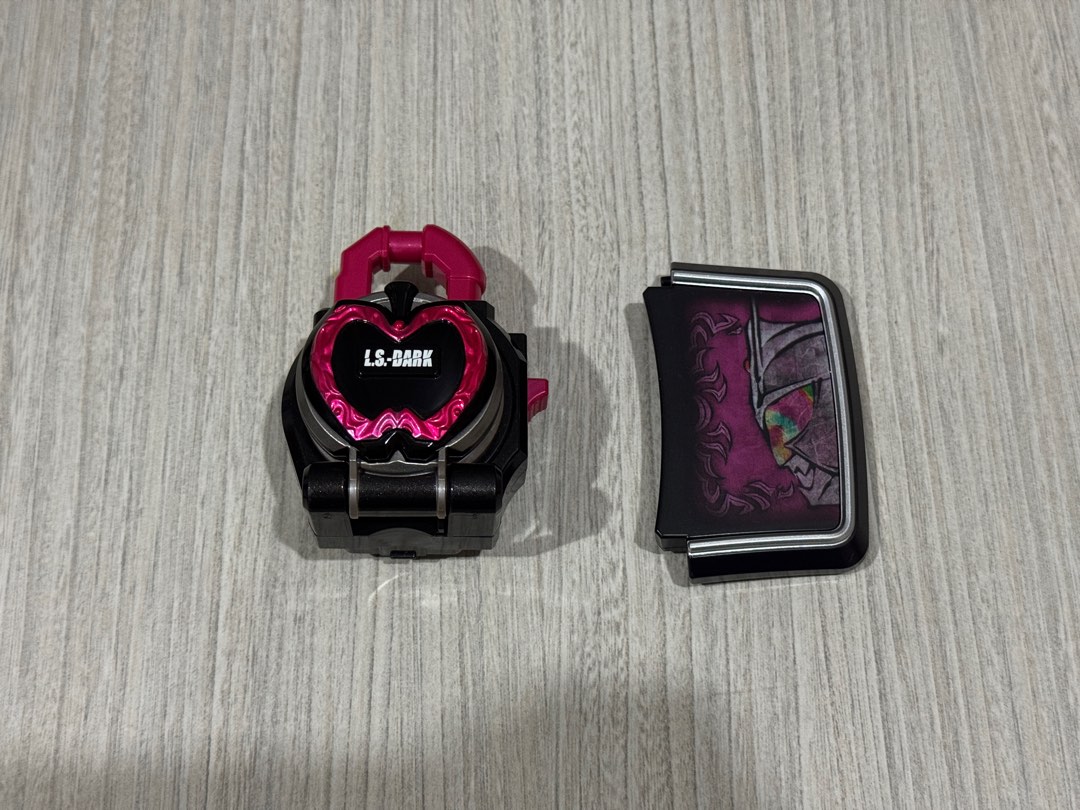CSM Kamen Rider Gaim BANDAI lockseed black apple, Hobbies & Toys, Toys ...