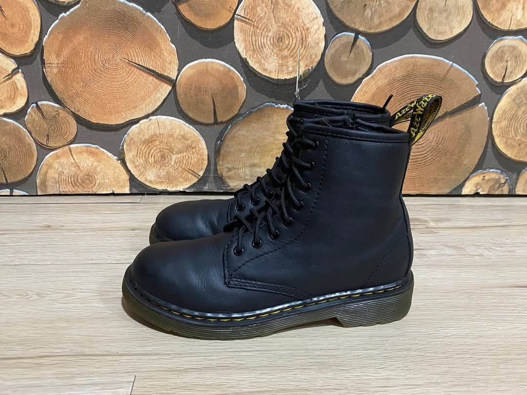 Dr Martens original 1460 leather boots kids, Bayi & Anak, Lainnya di ...