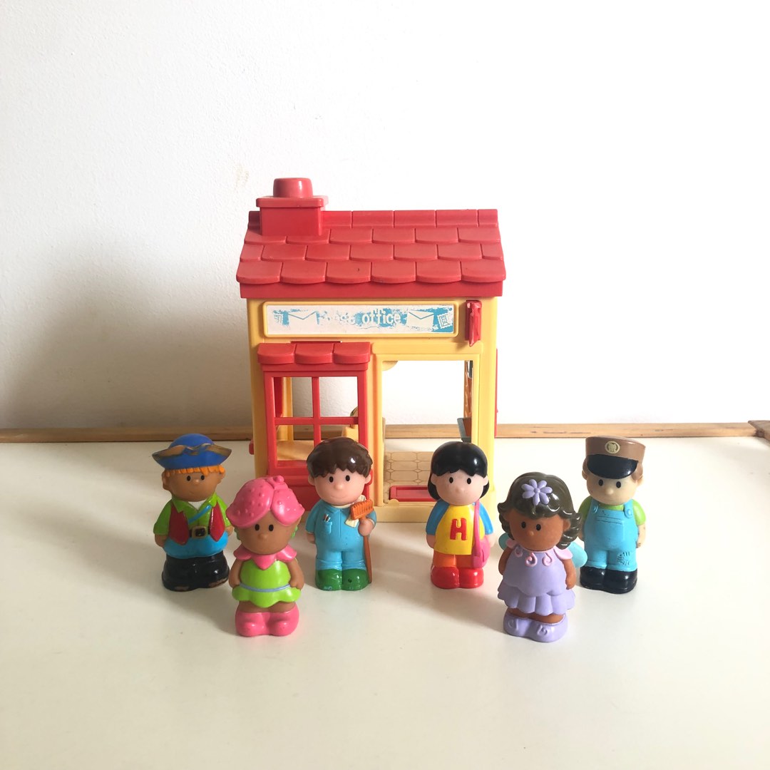 ELC Happyland Post Office | 6 Figures, Hobbies & Toys, Toys & Games on ...