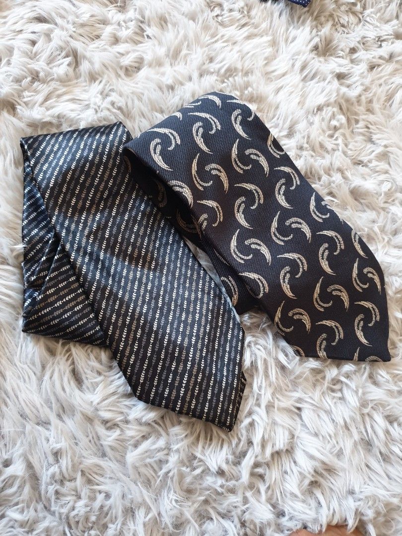 Giorgio Armani Necktie, Men's Fashion, Coats, Jackets and Outerwear on ...
