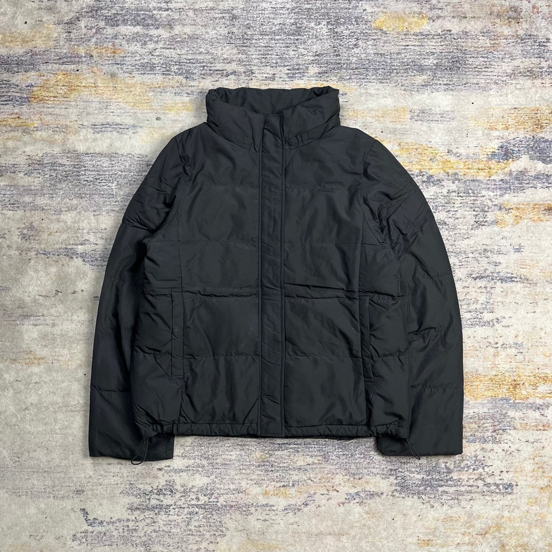 GU puffer jacket boxy fit, Fesyen Wanita, Pakaian Wanita, Baju Luaran ...