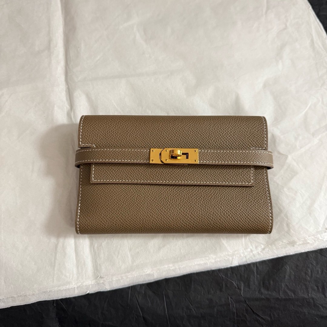 Hermes Kelly Depliant Wallet Epsom - Etoupe GHW, Women's Fashion, Bags ...