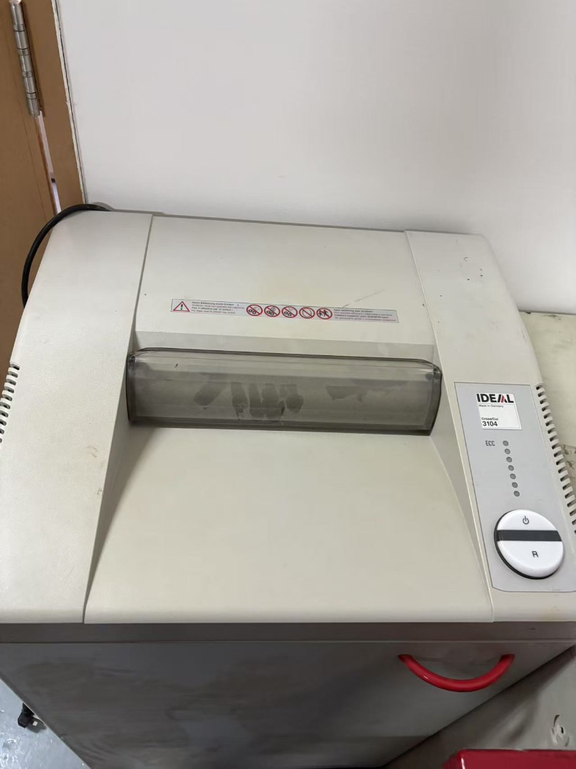 Ideal 3104 Shredder, Hobbies & Toys, Stationery & Craft, Other Stationery & Craft on Carousell