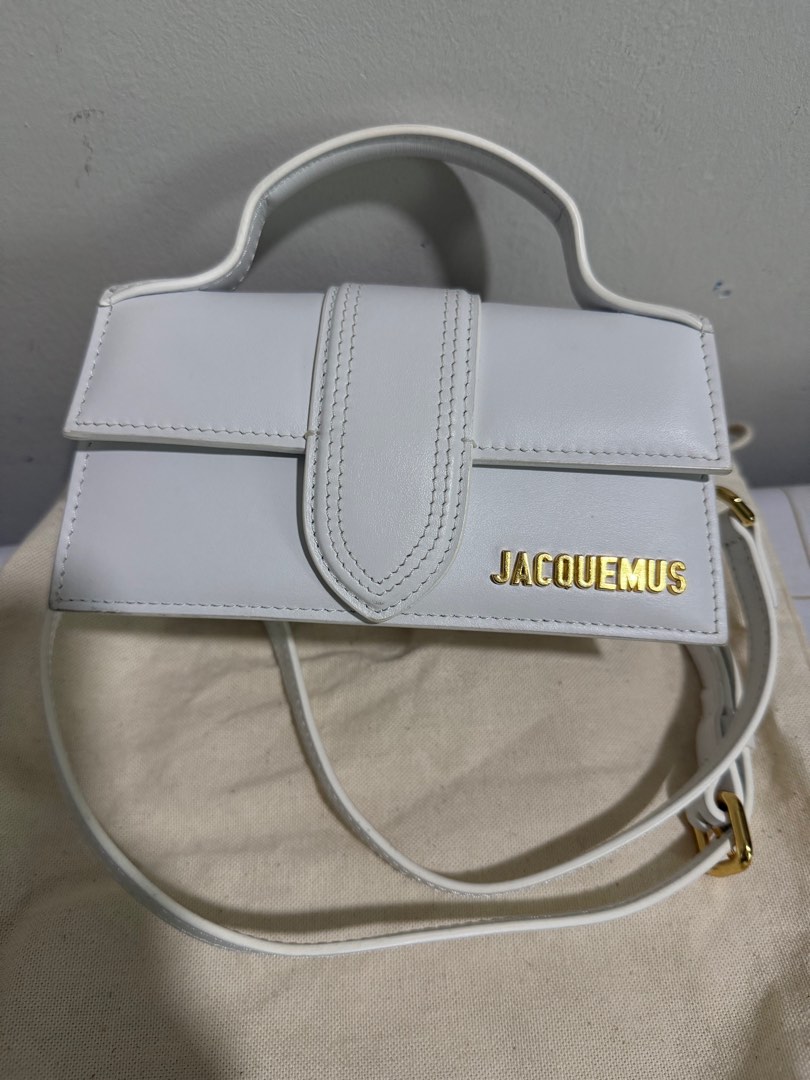 JACQUEMUS le Bambino in White (MARKDOWN PRICE), Women's Fashion, Bags & Wallets, Cross-body Bags ...