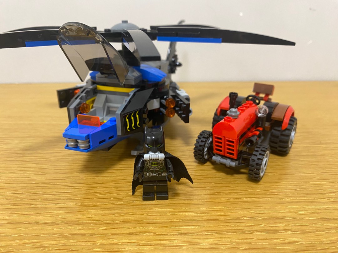 Lego 76054 (Batman, Batcopter & Tractor), 興趣及遊戲, 玩具 & 遊戲類 - Carousell